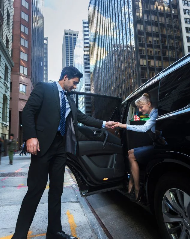 Car lift Dubai to Abu Dhabi and Abu Dhabi to Dubai - Carlift Service